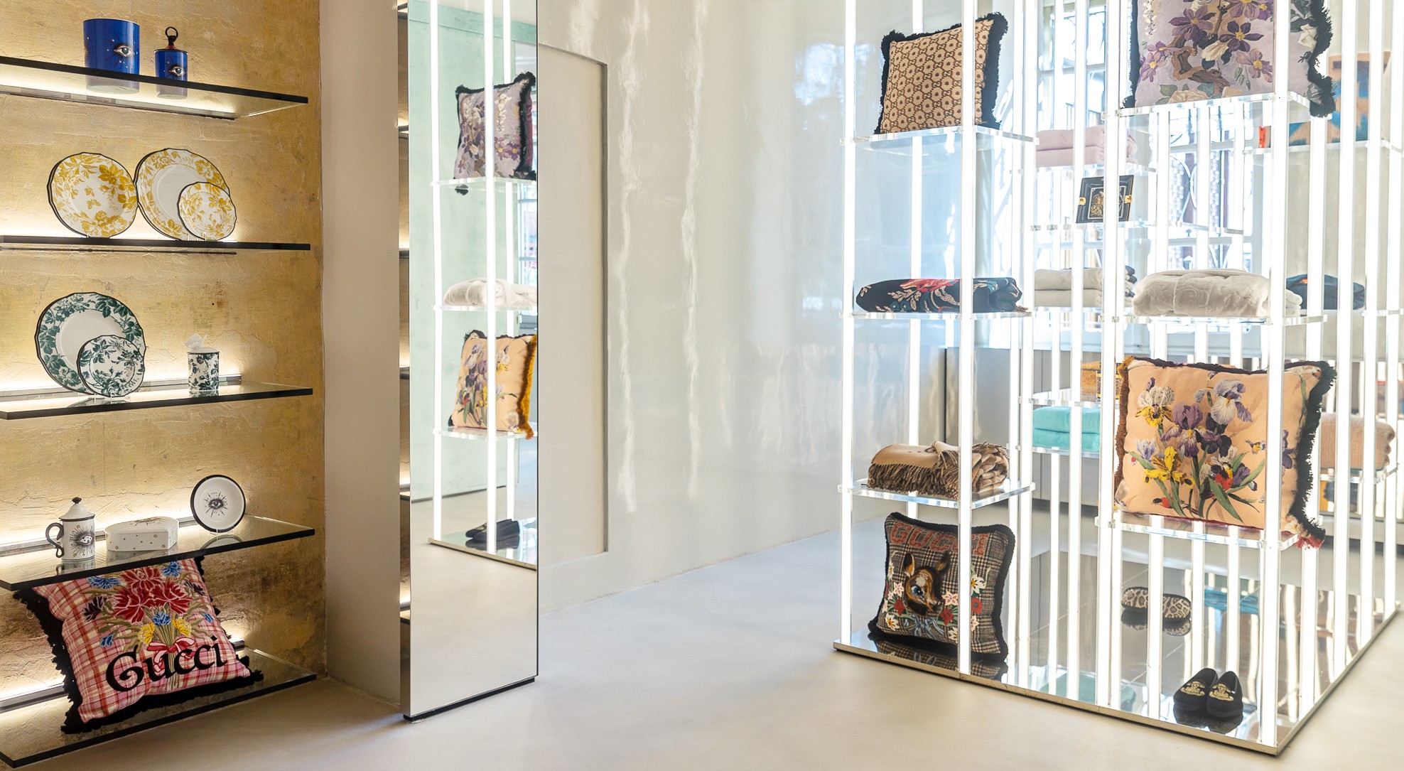 Fashion Boutique in Pesaro and Bologna | Ratti Boutique